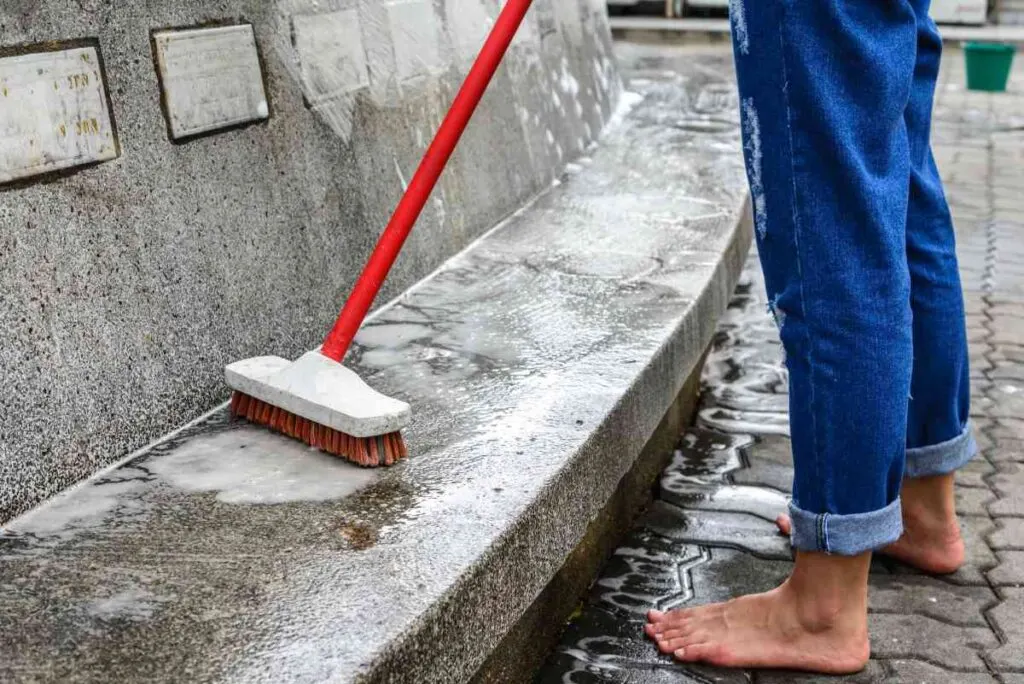 The Best Concrete Cleaner to Clean and Prep Your Concrete - DIY ...